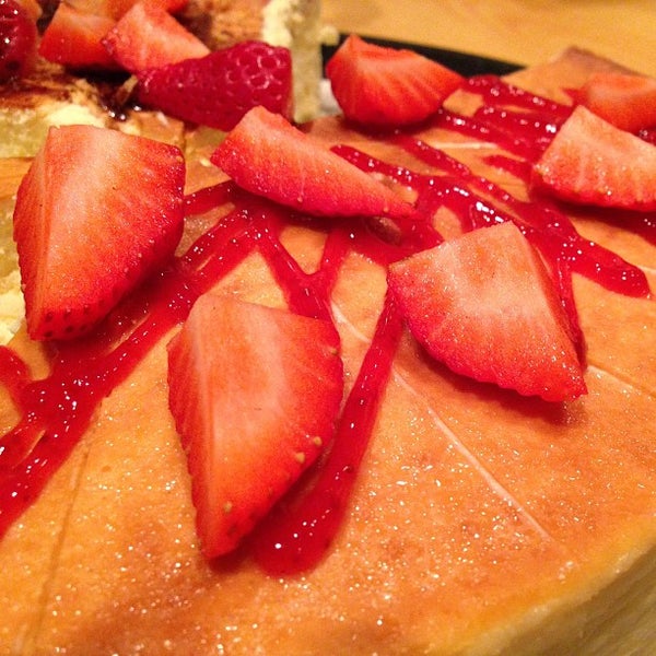 Photos at Patsy's Pizzeria - Upper East Side - 206 E 60th St