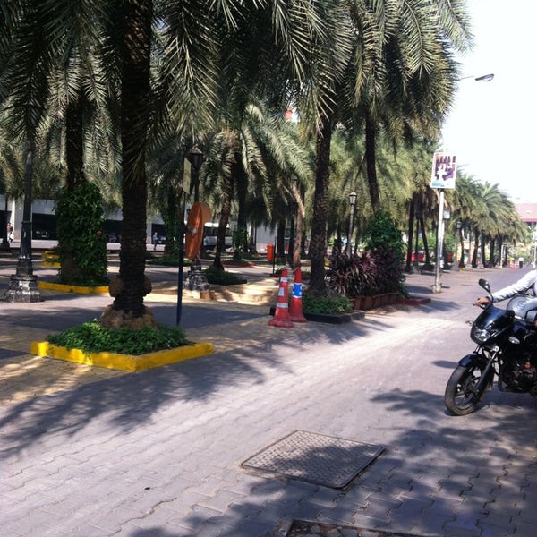 Spectrum Towers - Malad West - Mindspace