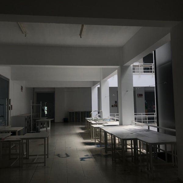 Faculty of Architecture - College Academic Building