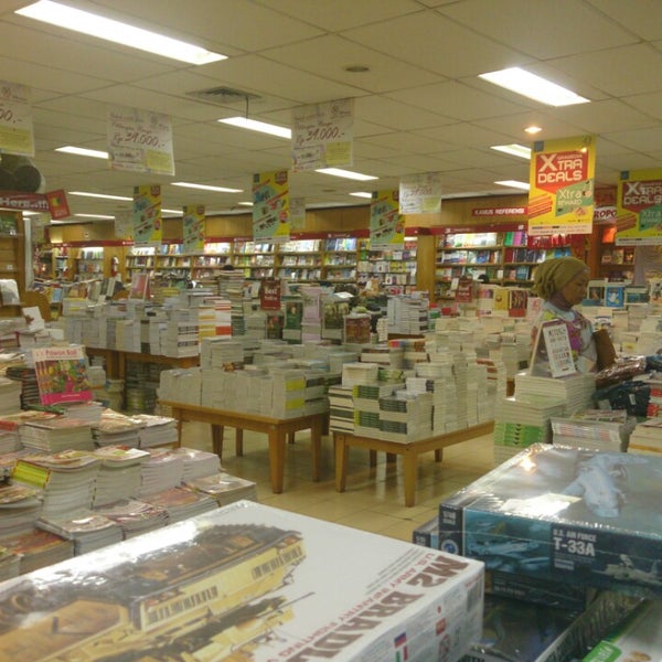 Gramedia - Matahari Duta Plaza