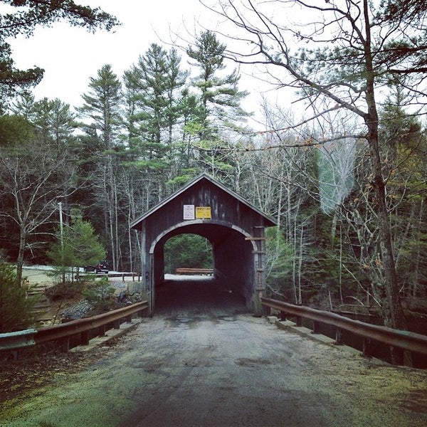Babb's Covered Bridge - Scenic Lookout in Windham