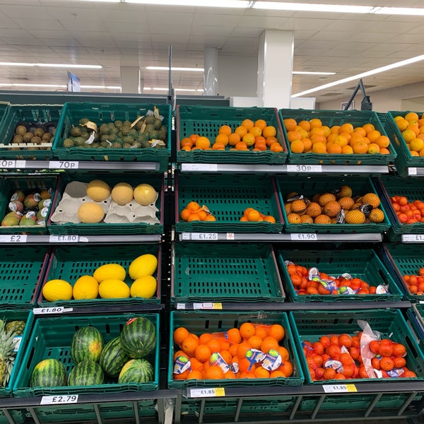 Tesco Express - Grocery Store in Glasgow