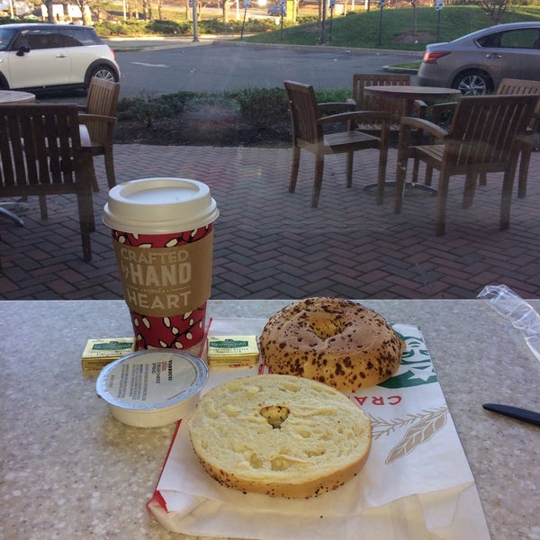 Starbucks - Coffee Shop in Edison