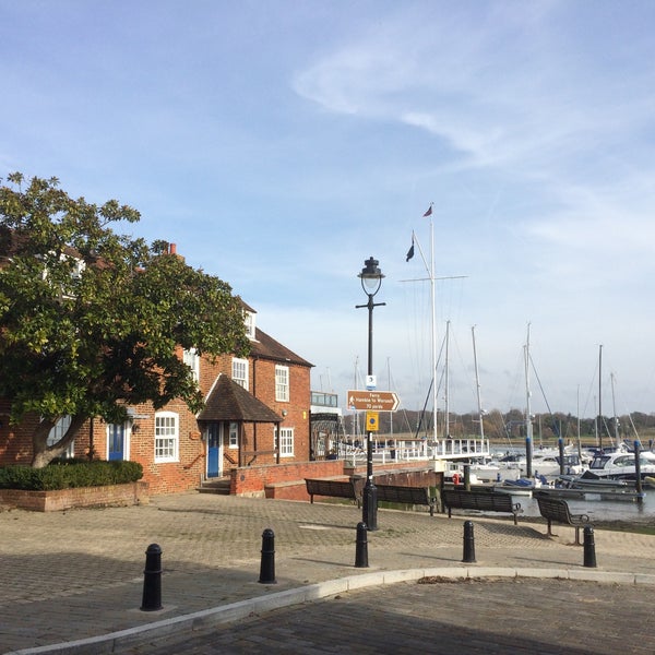 Hamble Waterfront - 4 tips from 237 visitors