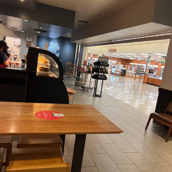 NEX Naval Station Norfolk - Shopping Mall in Norfolk