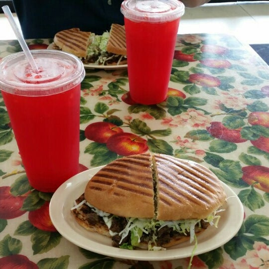Tortas Sinaloa - Fontana, CA