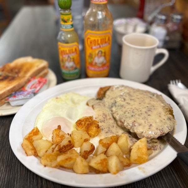 Hidden Cafe - 4 tips