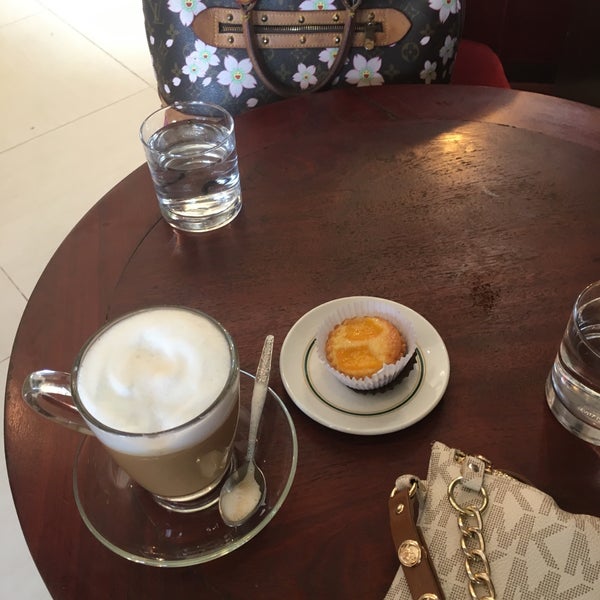 Sinouk Café - Café in ວຽງຈັນ
