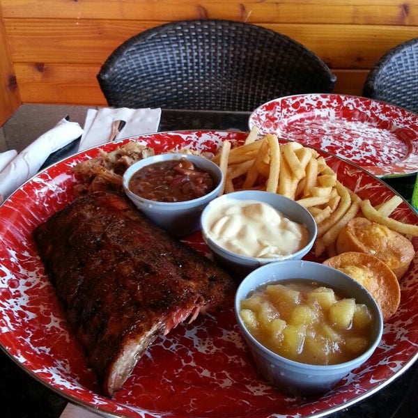 Jethro’s BBQ n’ LakeHouse - BBQ Joint in Ankeny