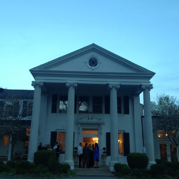 Whitehall Manor - Structure in Bluemont