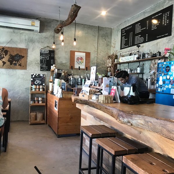 Saturday Cafe (แซทเทอร์เดย์ คาเฟ่) - เมืองเชียงราย, เชียงราย