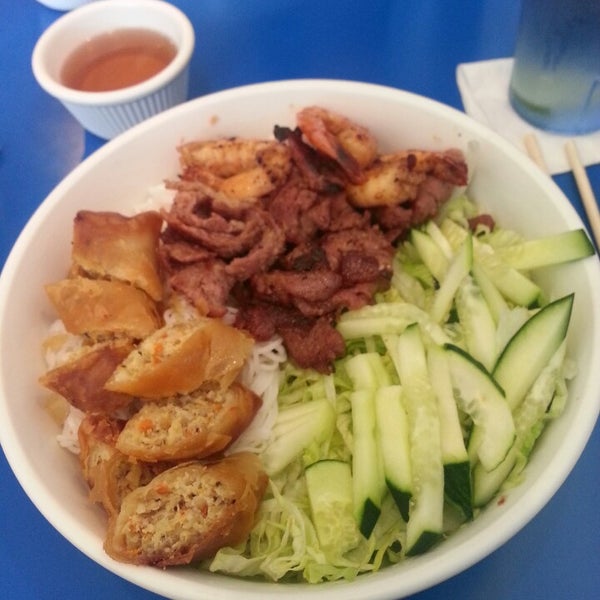 Pacific Pho Noodle House - 901 W Victoria St