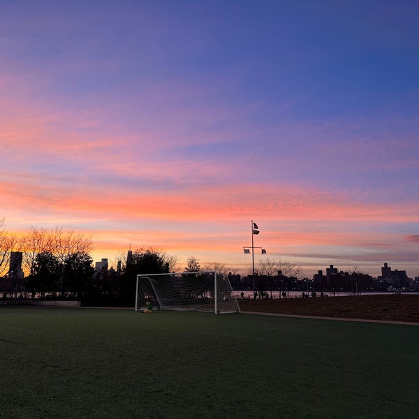 Bushwick Inlet Park Soccer Field - Soccer Field in Williamsburg