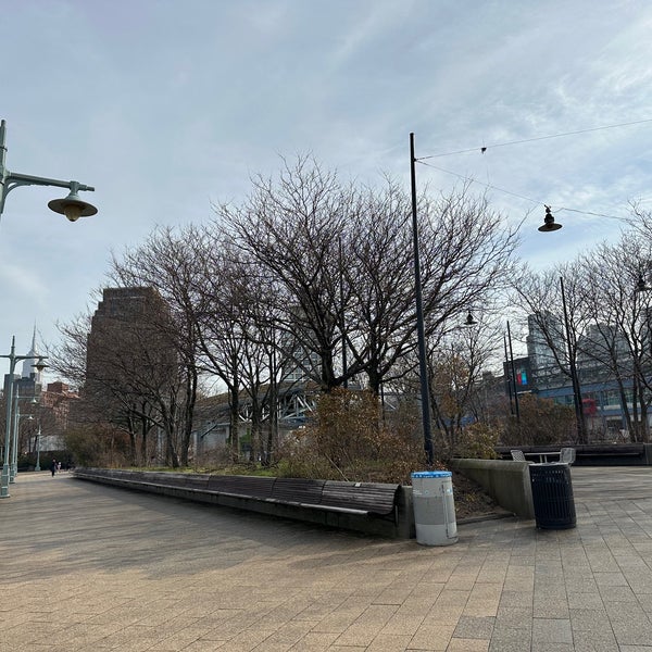 Pier 62 - Hudson River Park - Chelsea - West Side Hwy