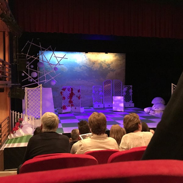 Courtyard Centre for the Arts - 6 tips