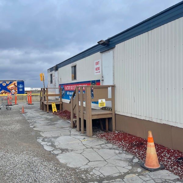 Maple Lodge Factory Outlet Chicken Shop - Food and Beverage Retail in ...