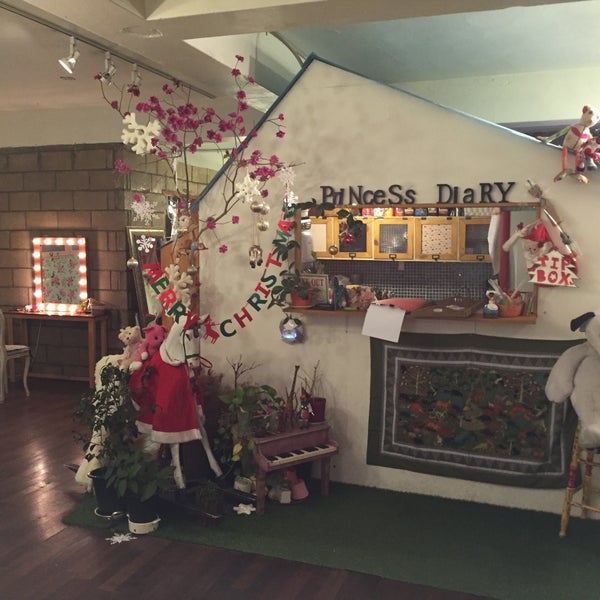 Princess Diary Cafe - Coffee Shop in 신촌동