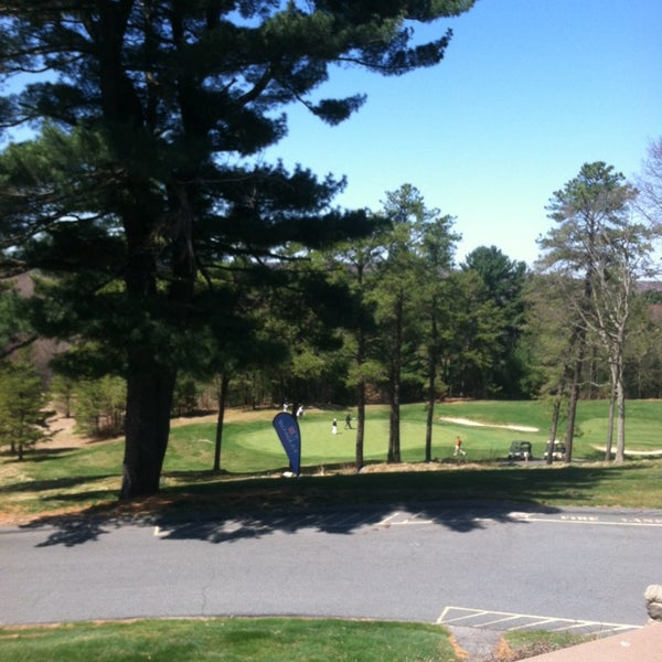New England Country Club - Golf Course in Bellingham