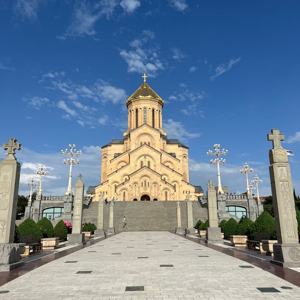 Holy Trinity Cathedral Sameba | სამების საკათედრო ტაძარი - Church in ...