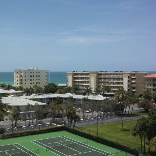 Redington Shores Yacht and Tennis - Sports Club in Redington Shores