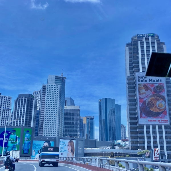 EDSA - Ortigas Flyover - Bridge in Quezon City District 3