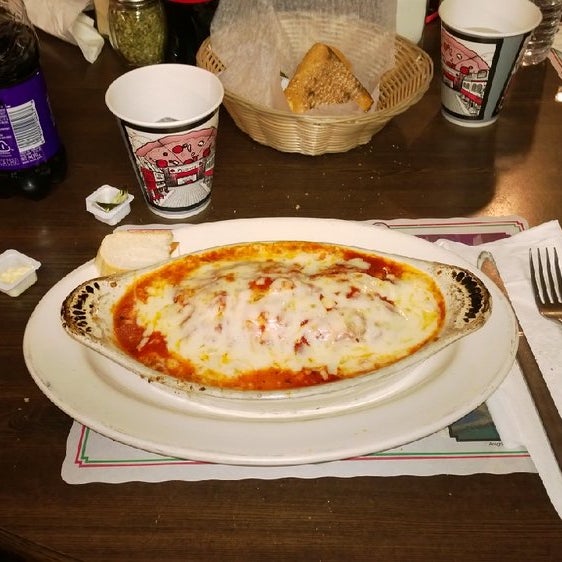 Ralph's Pizzeria and Italian Restaurant - Pizzeria in East Rutherford