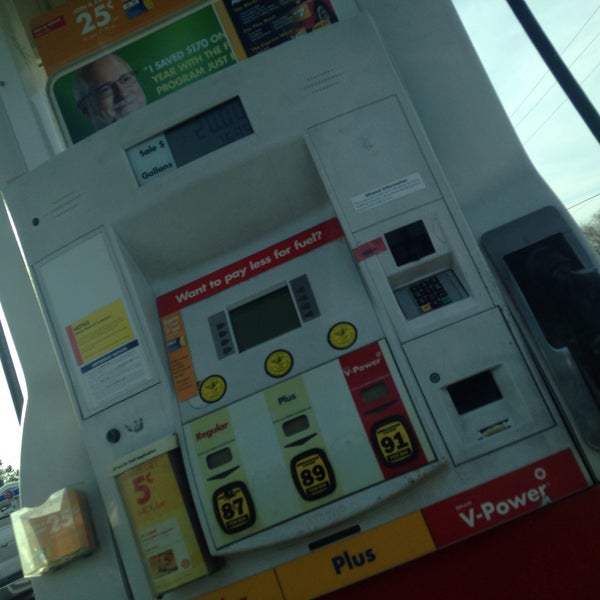 Shell - Fuel Station in North Sacramento