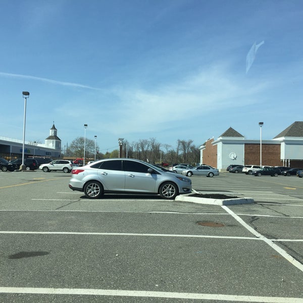 Meadowbrook Commons - Shopping Plaza