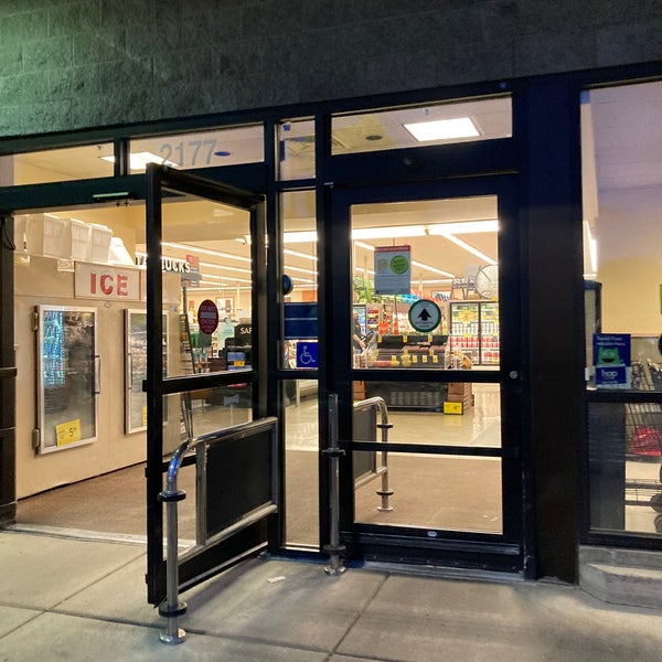 Safeway - 8 tips from 1098 visitors