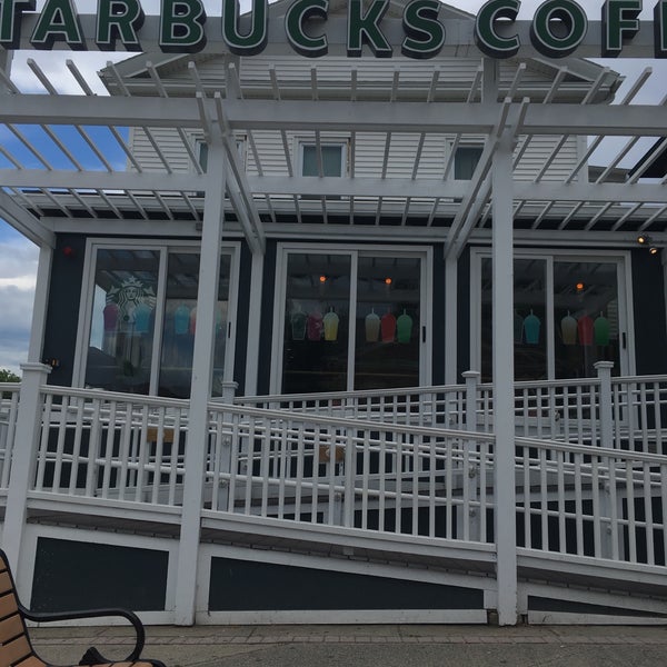 Starbucks - Amherst Center - 20 tips from 1011 visitors