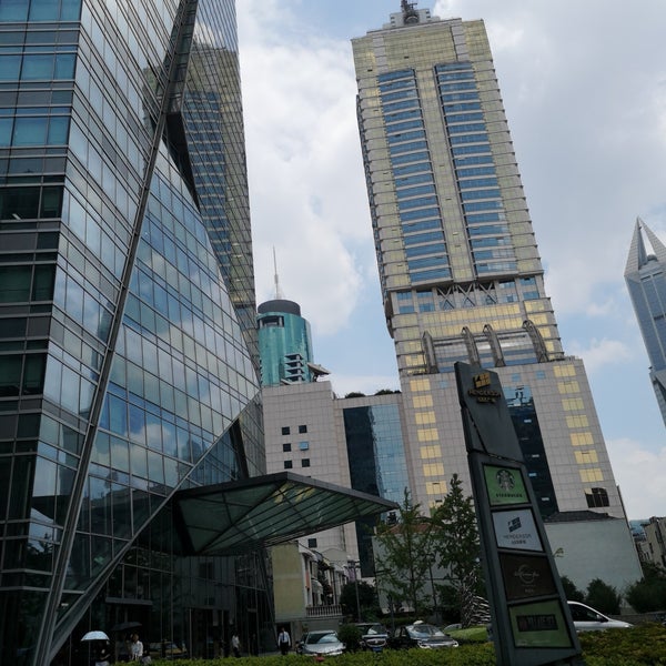 Henderson 688广场 - Jìng'an - 1 tip from 187 visitors