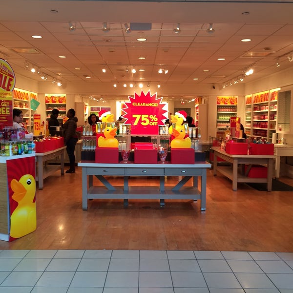 Photos at North Riverside Park Mall - Shopping Mall in North Riverside