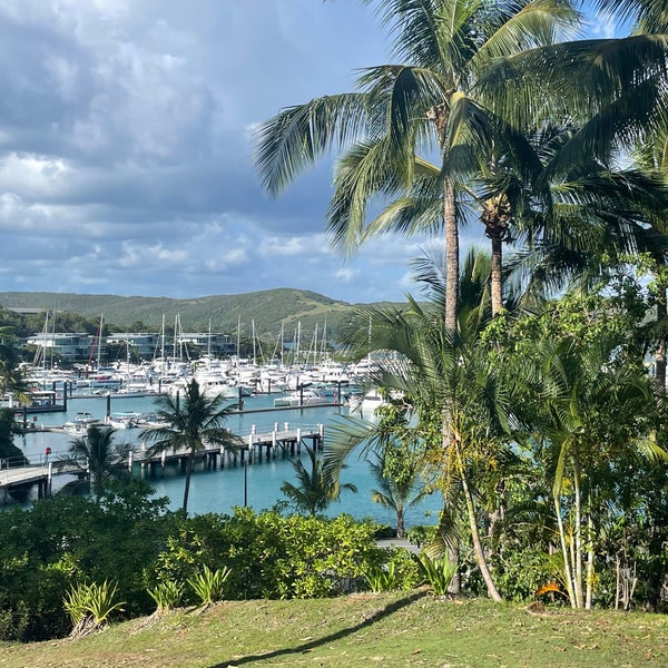 Hamilton Island Marina - Front St