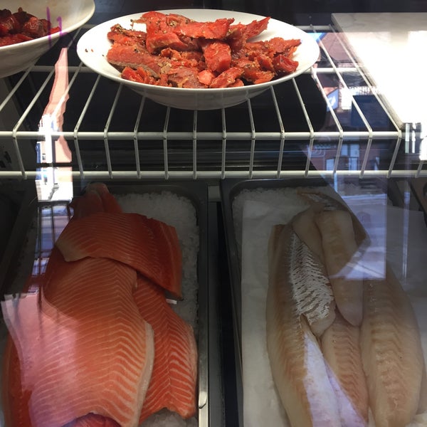 Whalesbone Sustainable Oyster and Fish Supply - Centretown-Downtown ...