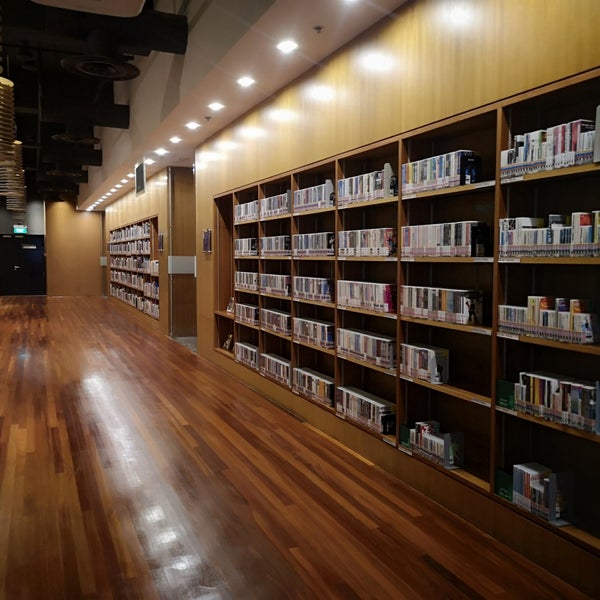 library@esplanade - Library in Singapore