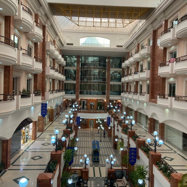 Mazaya Centre مركز مزايا - Shopping Mall in الوصل