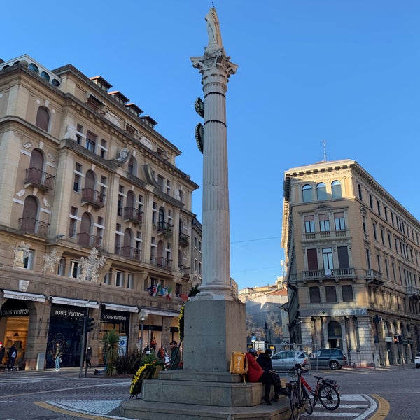 Piazza Garibaldi - Plaza in Padova