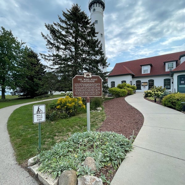 Wind Point Lighthouse - 4725 Lighthouse Dr