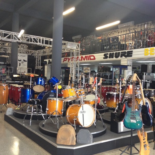 Danilo Music - Music Store in Santo Domingo