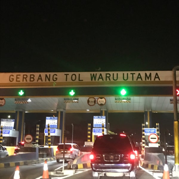 Gerbang Tol Waru Utama - Toll Booth in Sidoarjo