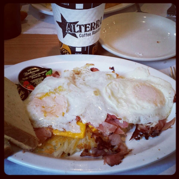 Photos at Daddy Maxwell's Diner & Cafe - Diner in Williams Bay