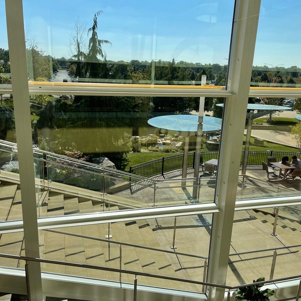 College of DuPage - Community College