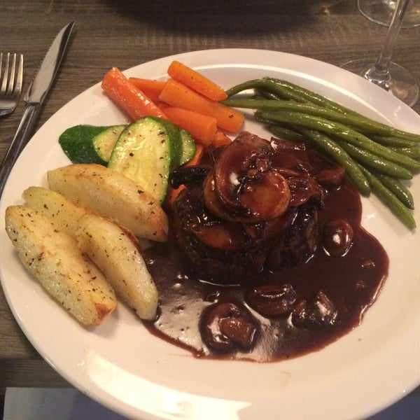 Piccolo Arco - Italian Restaurant in Wokingham