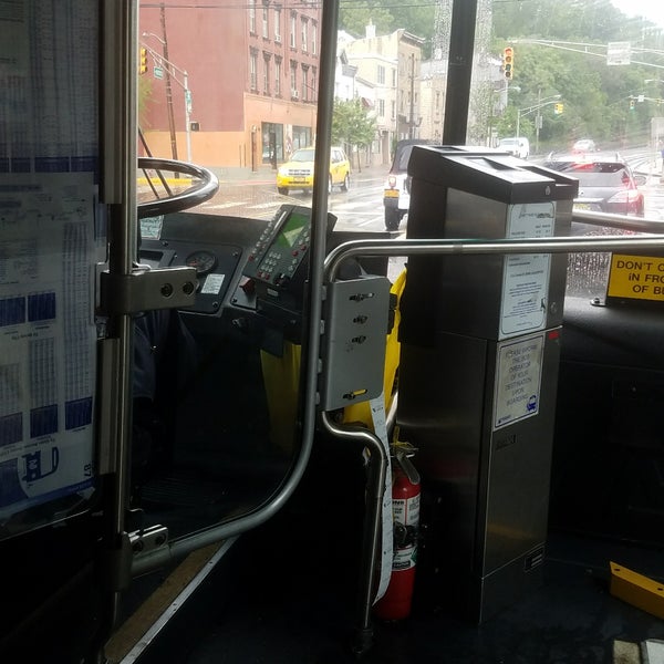 NJT - Bus 126 - 22 tips