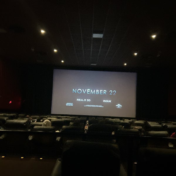 AMC Starplex Ridgefield Park 12 - Ridgefield Park, NJ