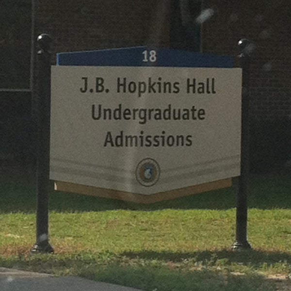 UWF Bldg 18 JP Hopkins Hall - College Administrative Building in Pensacola