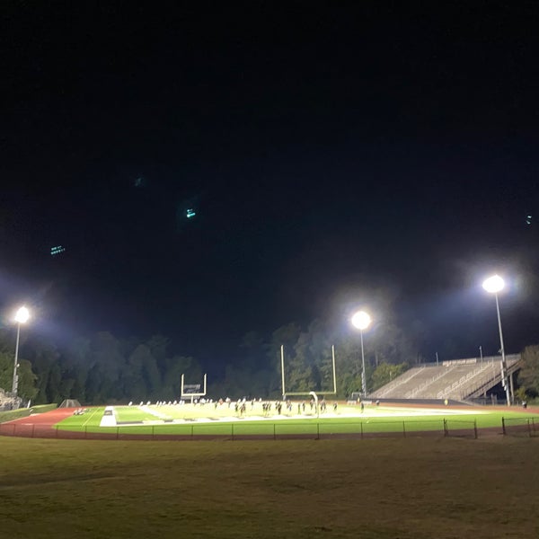 Sprayberry Yellow Jacket Stadium - East Cobb - 3 tips from 193 visitors