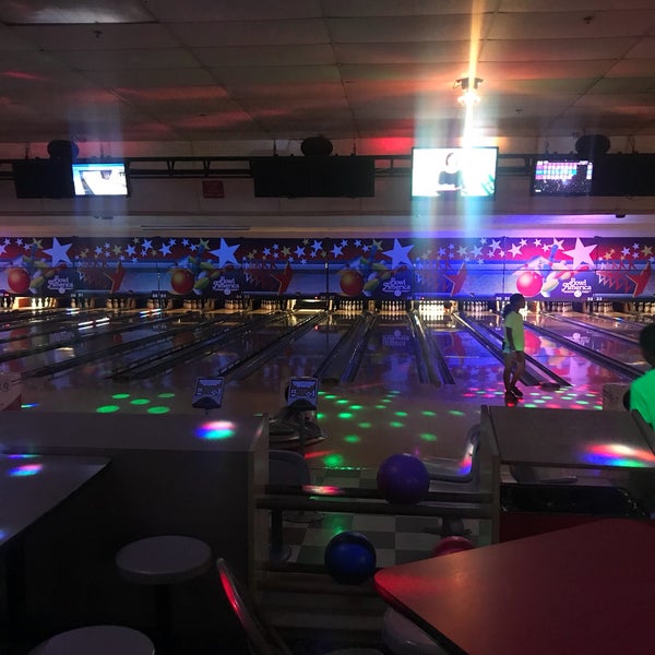 Bowl America Dranesville - Bowling Alley