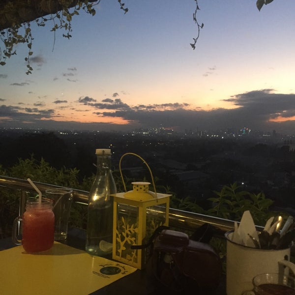 Yellow Lantern Café - Filipino Restaurant in Antipolo