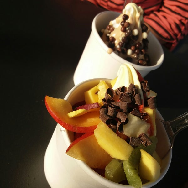 yoplay - Frozen Yogurt Shop
